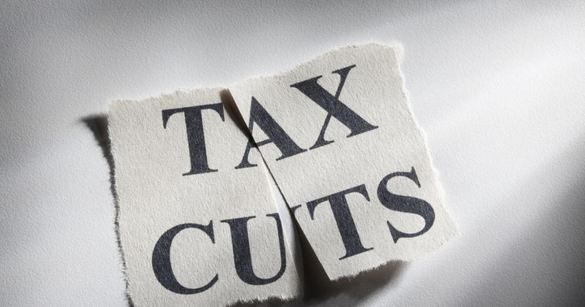 Income Tax Cuts for 2027 and 2028 years | H&R Block